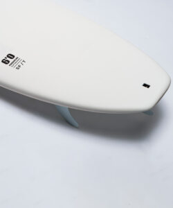 6’0 PREMIUM PERFORMANCE SOFTBOARD – Flowt Surfboards